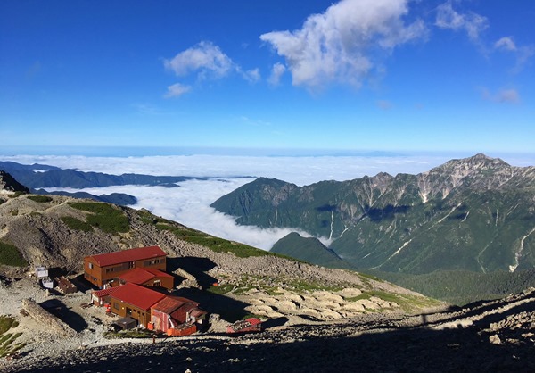 8月8日今朝の南岳小屋 南岳小屋 槍ヶ岳山荘グループ